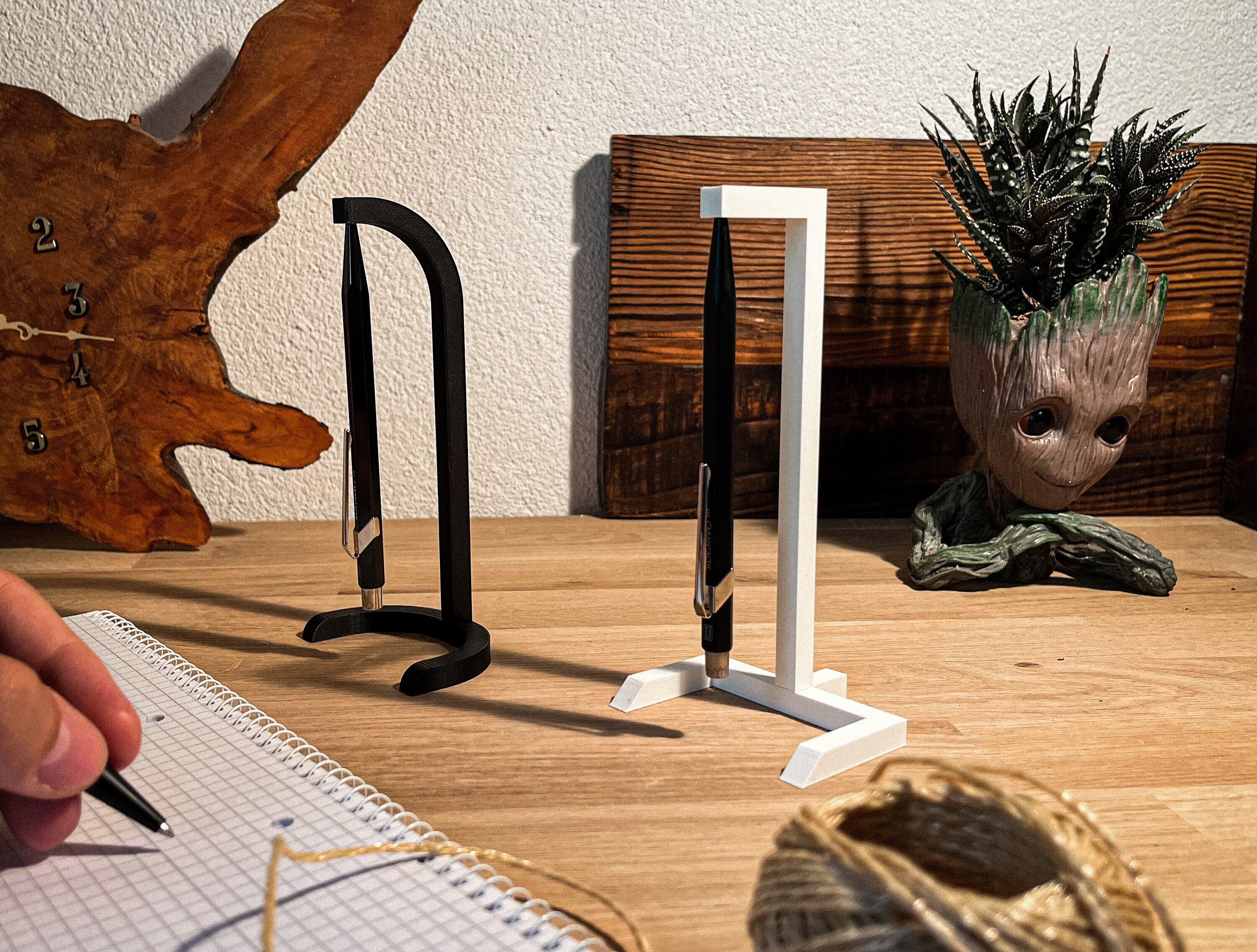 Magnetic Pen Hanger - Desk Accessory - Gift for Colleague - 3D Printed ...