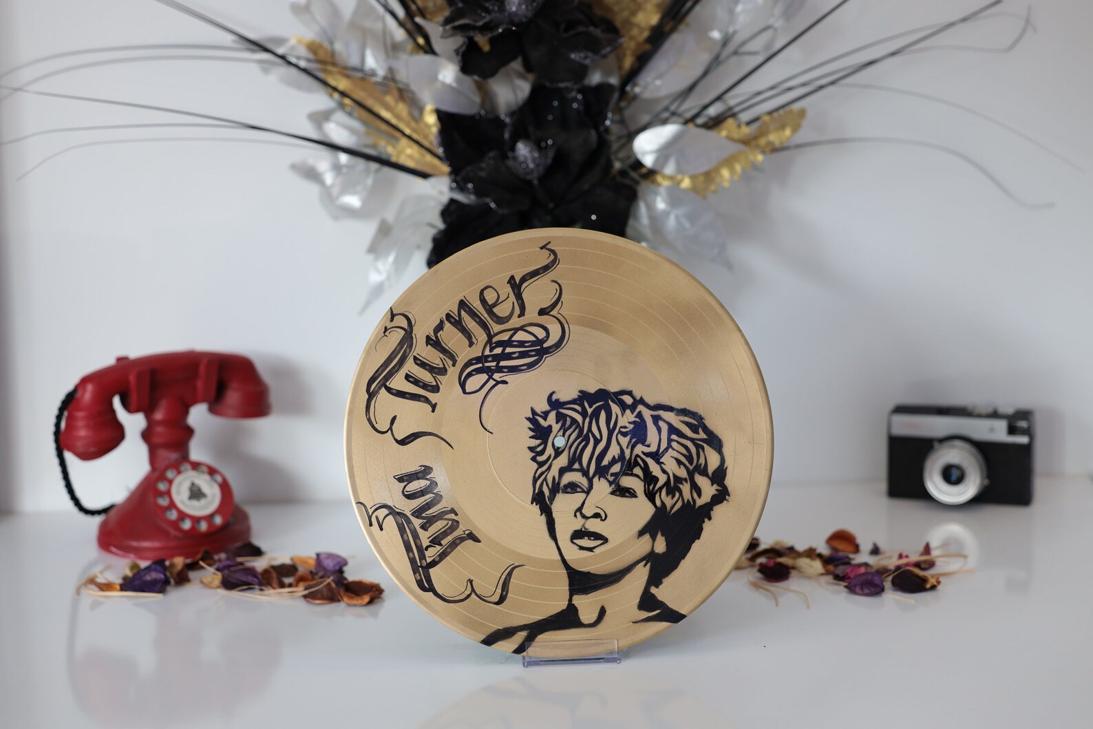 Tina Turner Vinyl Record Clock and Painting, Art of Calligraphy, Wall ...