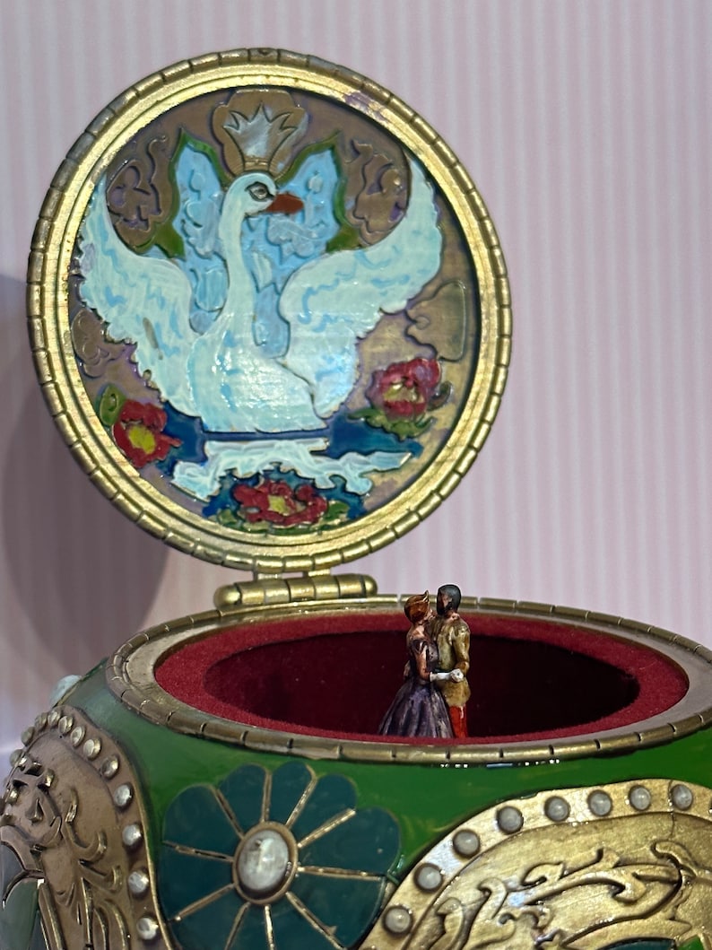 Anastasia Jewelry Music Box “ Once Upon a December” - Etsy
