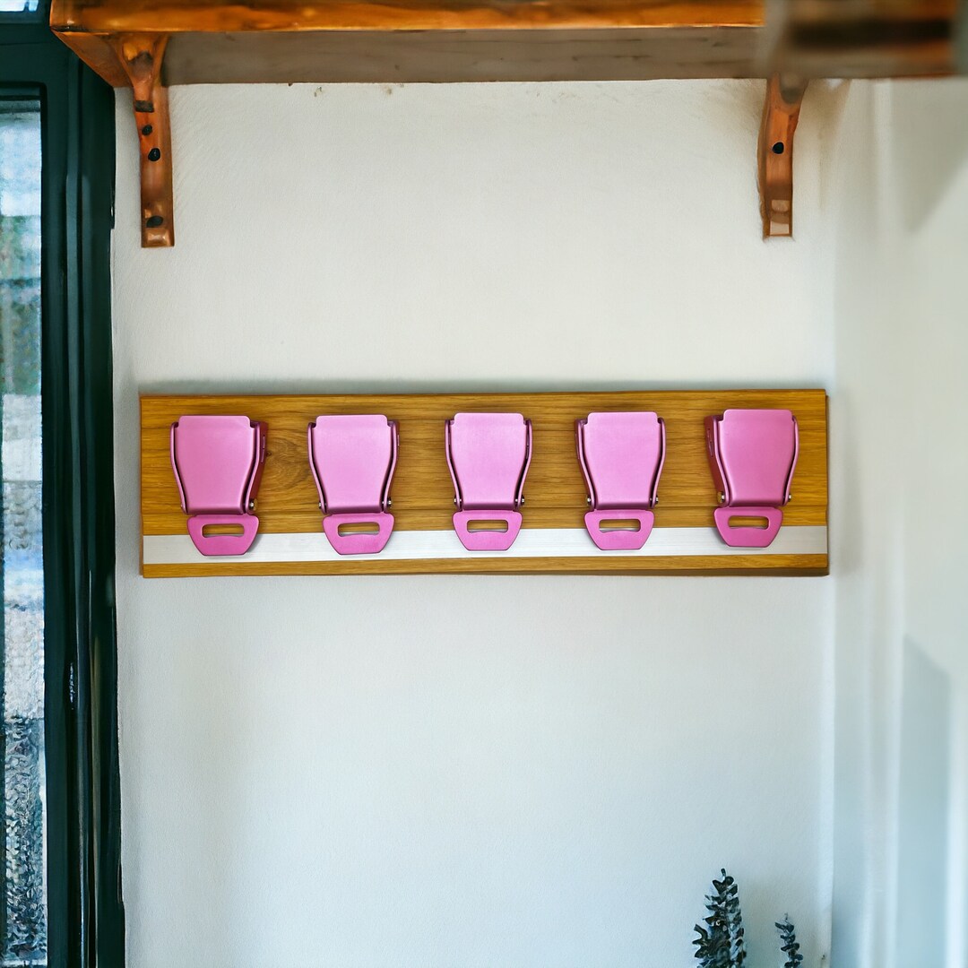 5 Key Holder With Decorative Strip Seatbelt Buckle Key Rack Key Rack ...