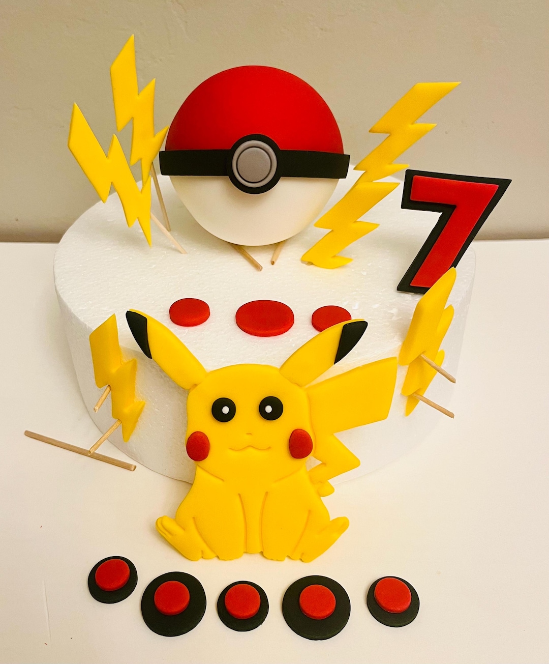 Pikachu Cake Topper Pokémon Birthday Cake Edible Fondant - Etsy
