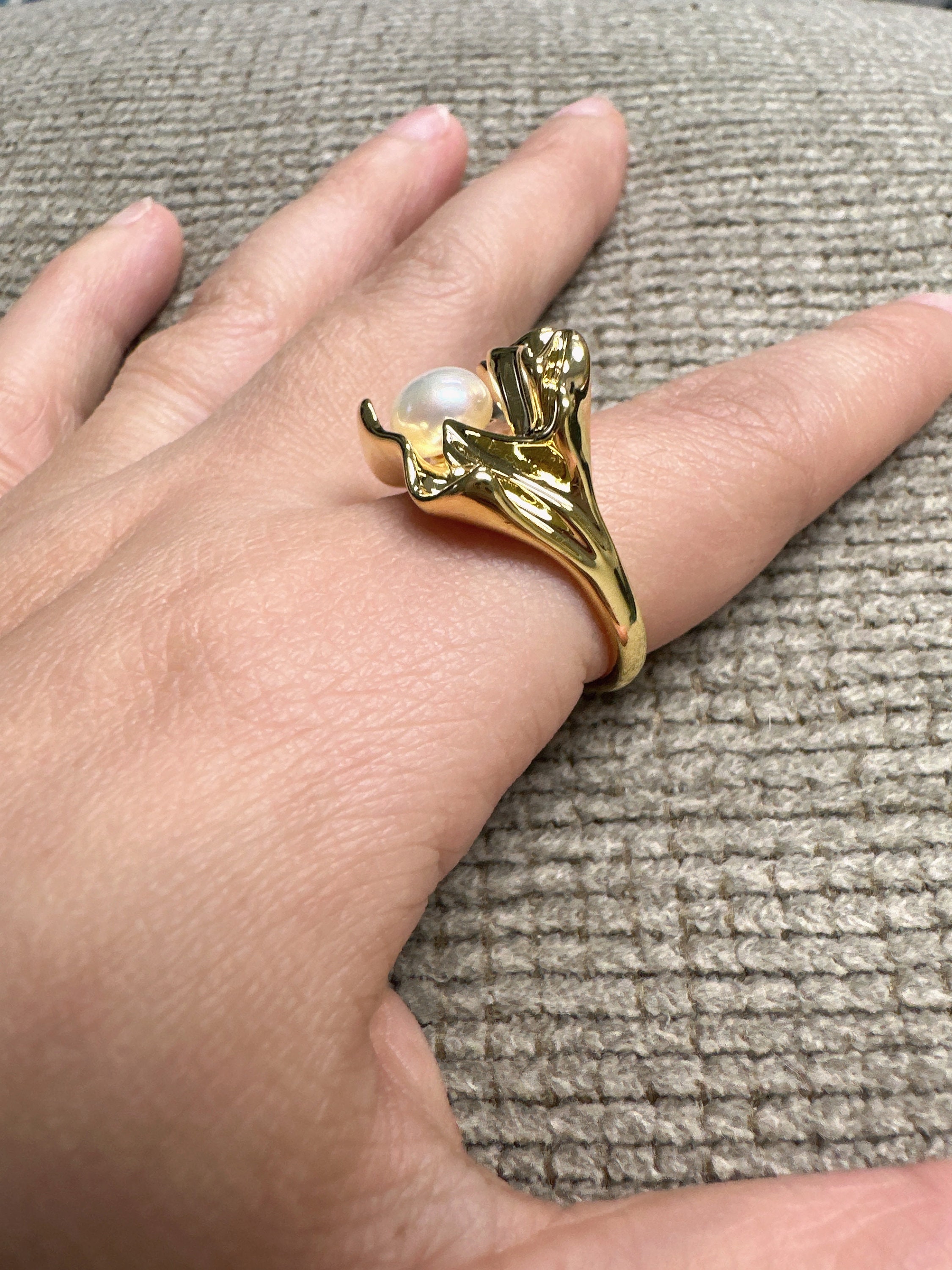 Perla Regalia: the Adjustable Golden Halo Ring Perfect Gift for Her - Etsy