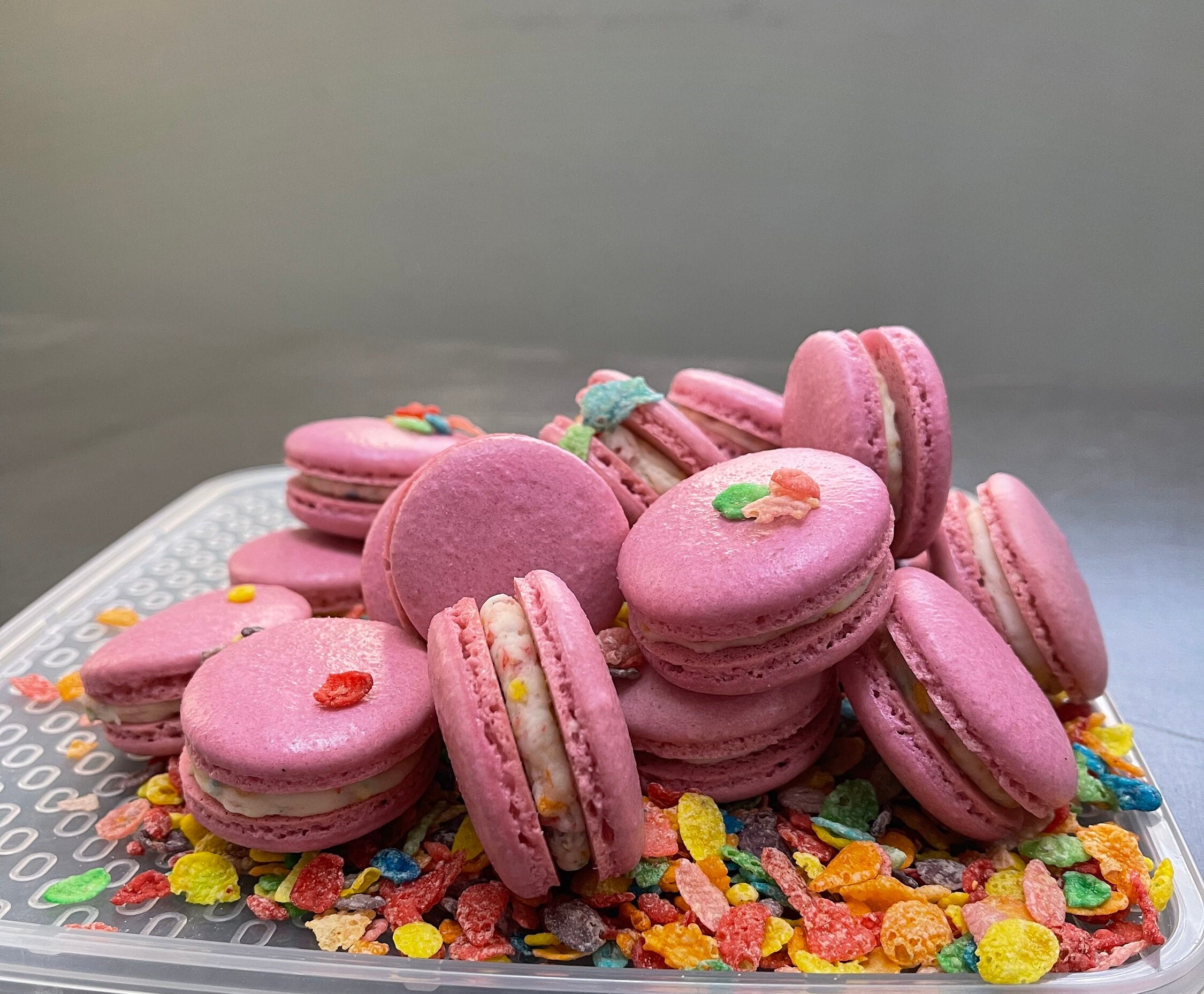 Signature (GF) French Macarons - Etsy