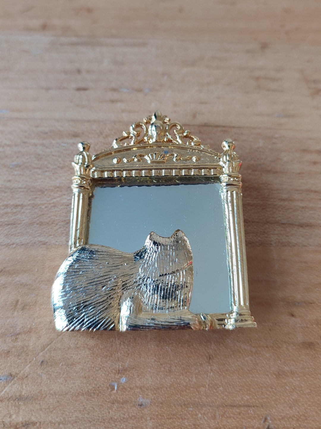 Brooch Cat Looking Into a Mirror, Badge, Pin - Etsy