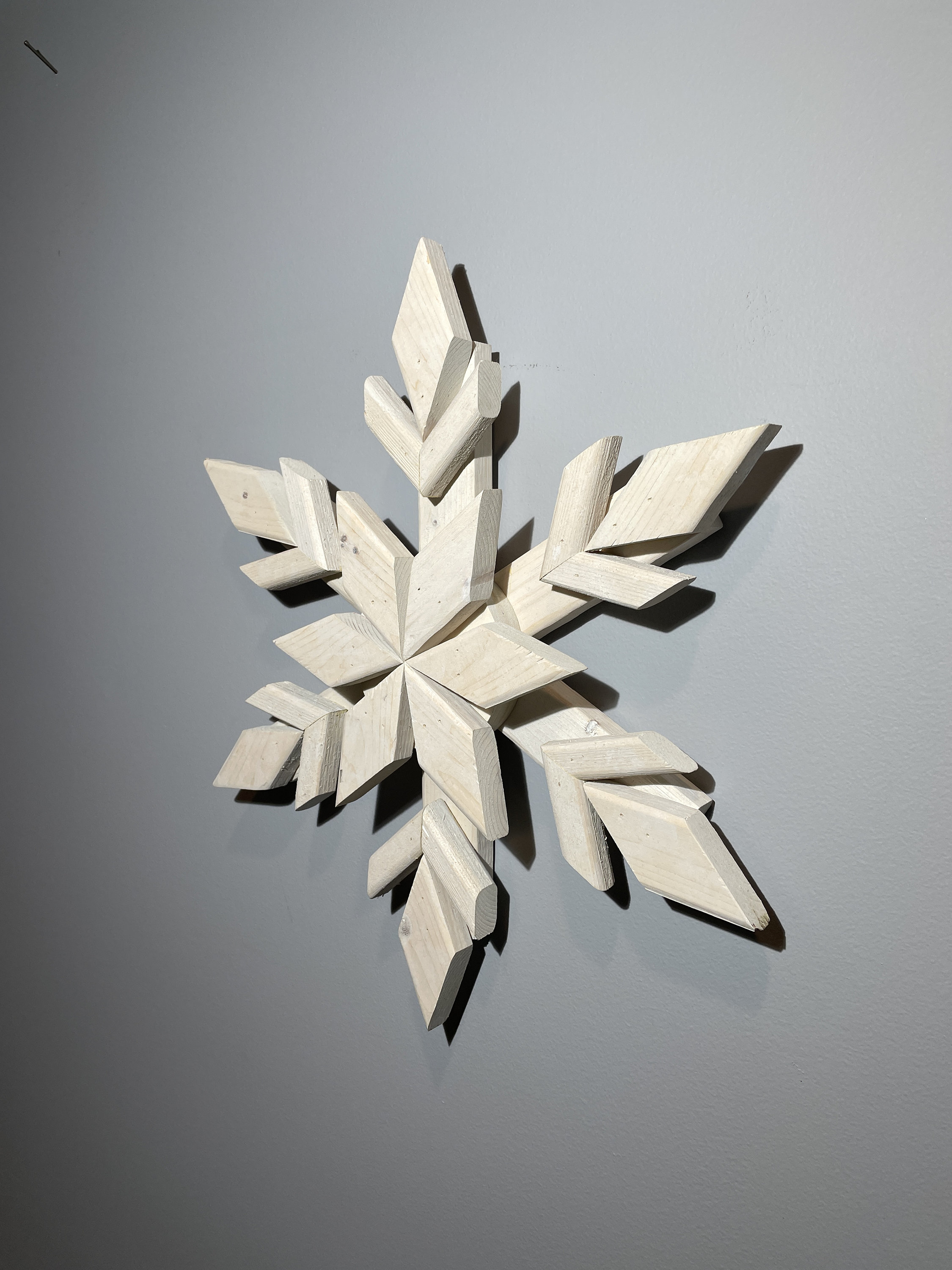 Rustic Wooden Snowflake 16 Inch Wall Hanging Christmas Seasonal Décor ...