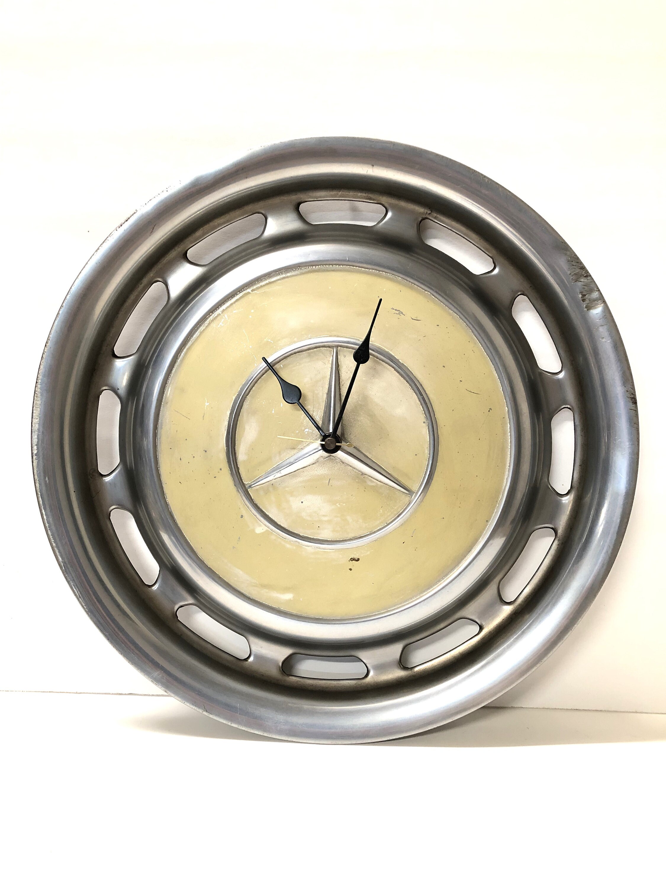 Mercedes Wall Clock gift for Men or Women W123 - Etsy