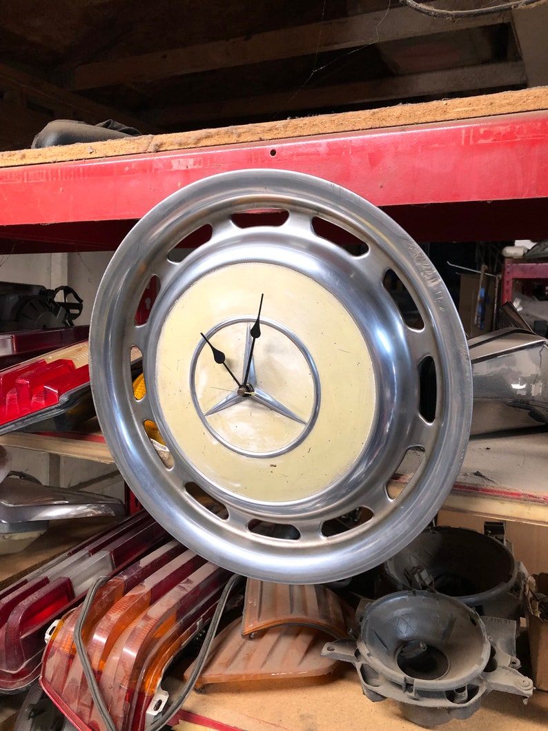 Mercedes Wall Clock gift for Men or Women W123 - Etsy