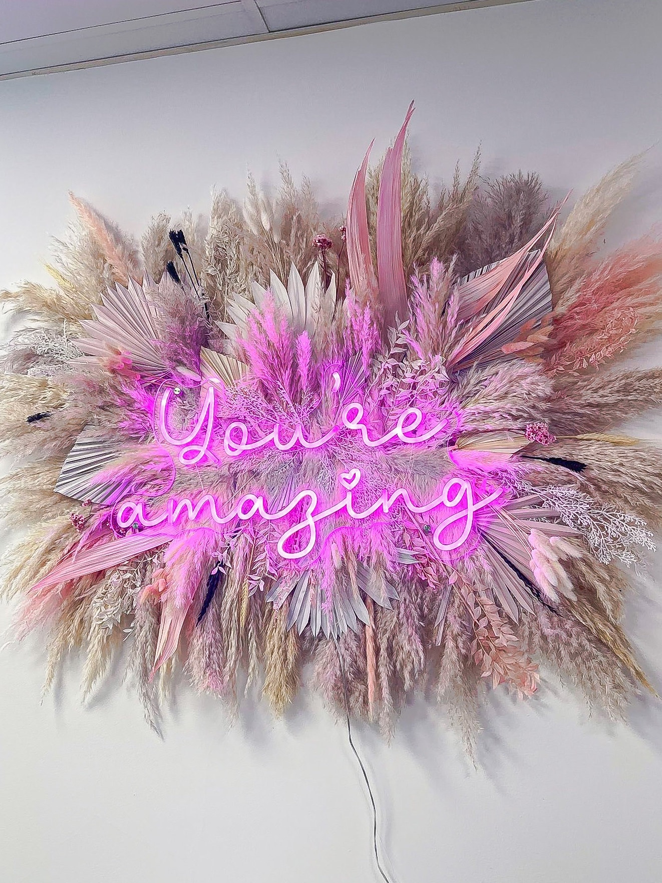 Pampas and Neon Sign, Salon Flower Decor, Glow Sign and Pampas, Dried ...