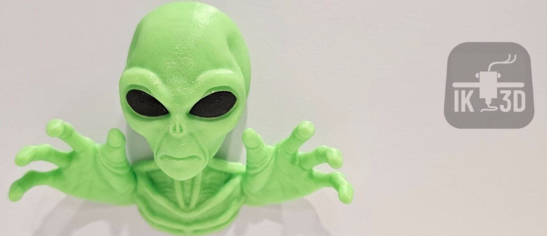 Alien Fridge Magnet 3D Printed Cosmic Companion for Your Magnetic Decor ...