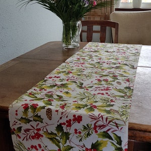 Christmas Table Runner Holly Tree Christmas Table - Etsy