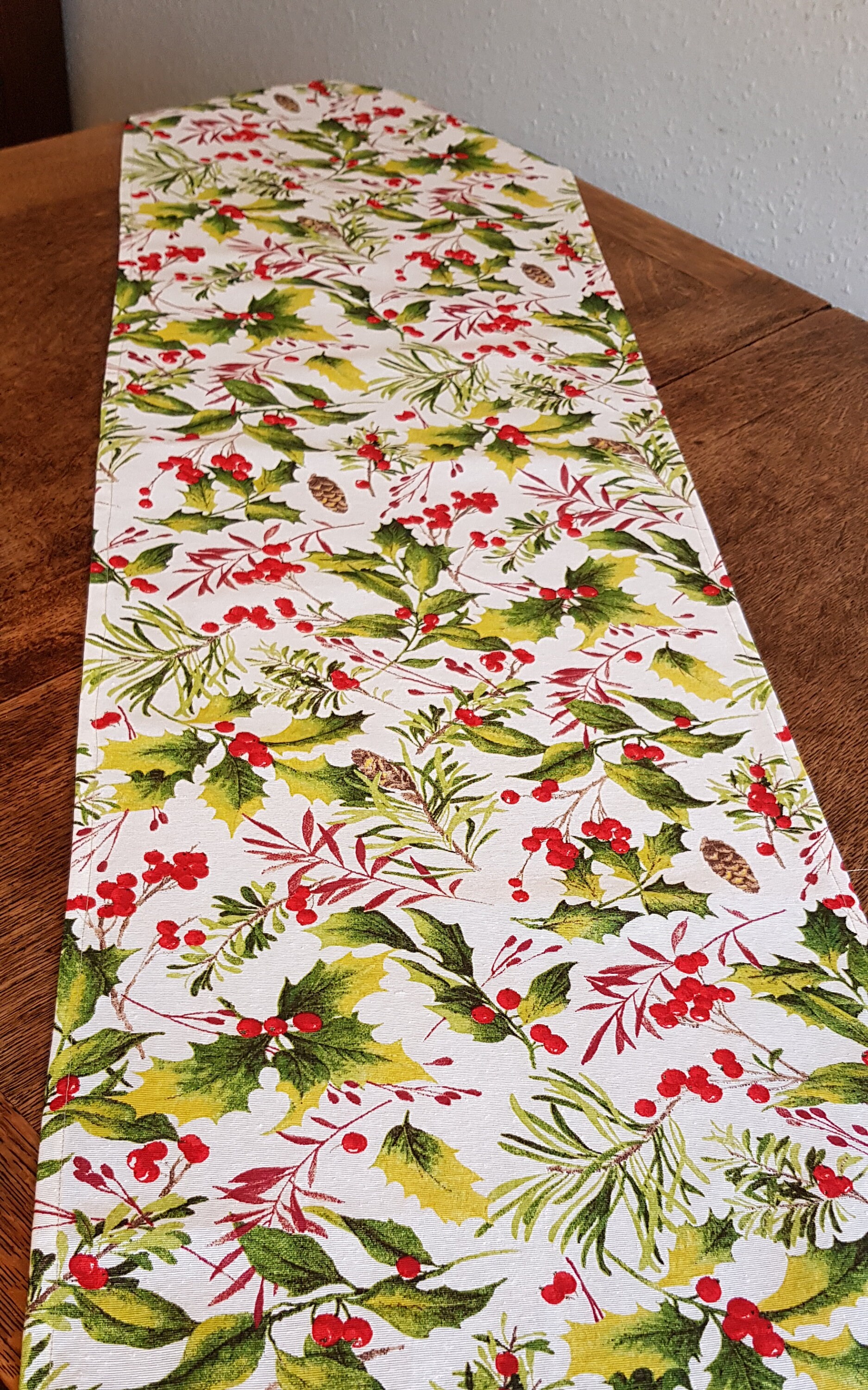 Christmas Table Runner Holly Tree Christmas Table - Etsy