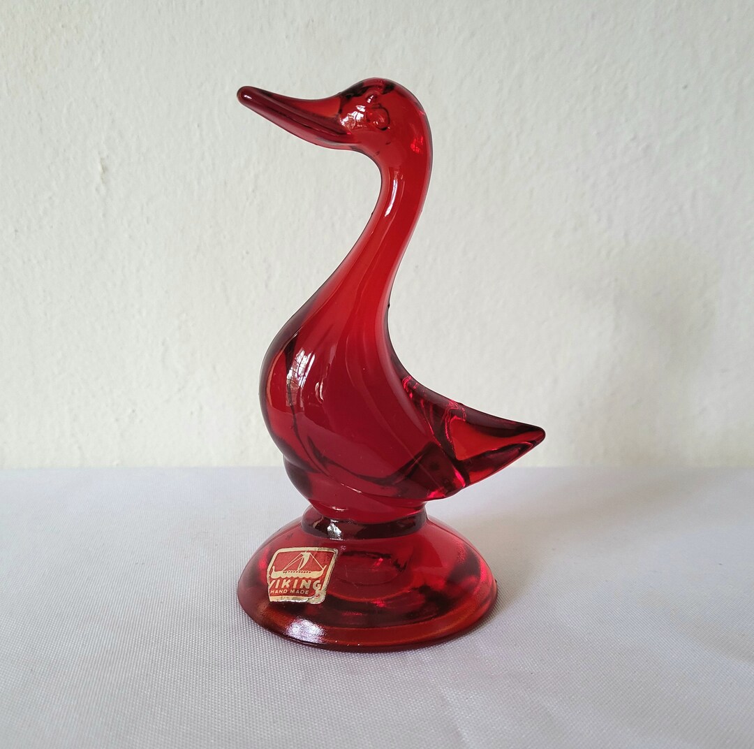 Vintage MCM Viking Glass Hand Made Red Goose Collectible Art Figurine ...