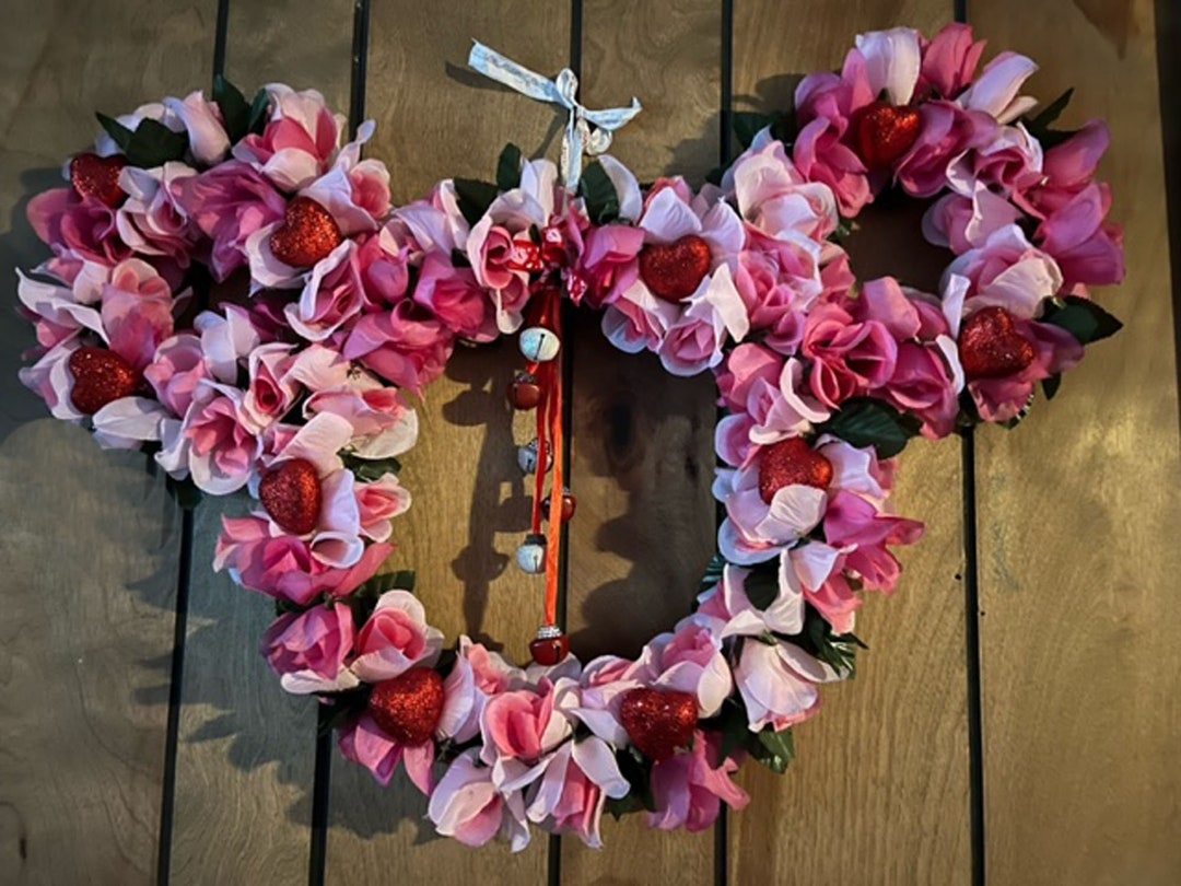 Disney Mickey Mouse Red Pink Roses Silk Flowers Valentine's Day Wreath ...