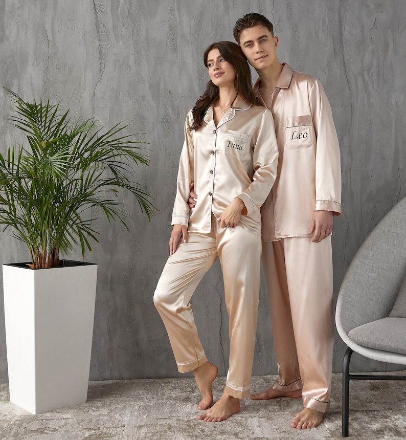 Mr and Mrs Custom Satin Pajamas Personalized Pajamas for - Etsy