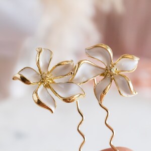 Set of 2 White Floral Hair Pins for Bride - Delicate Wedding Hair Clips ...