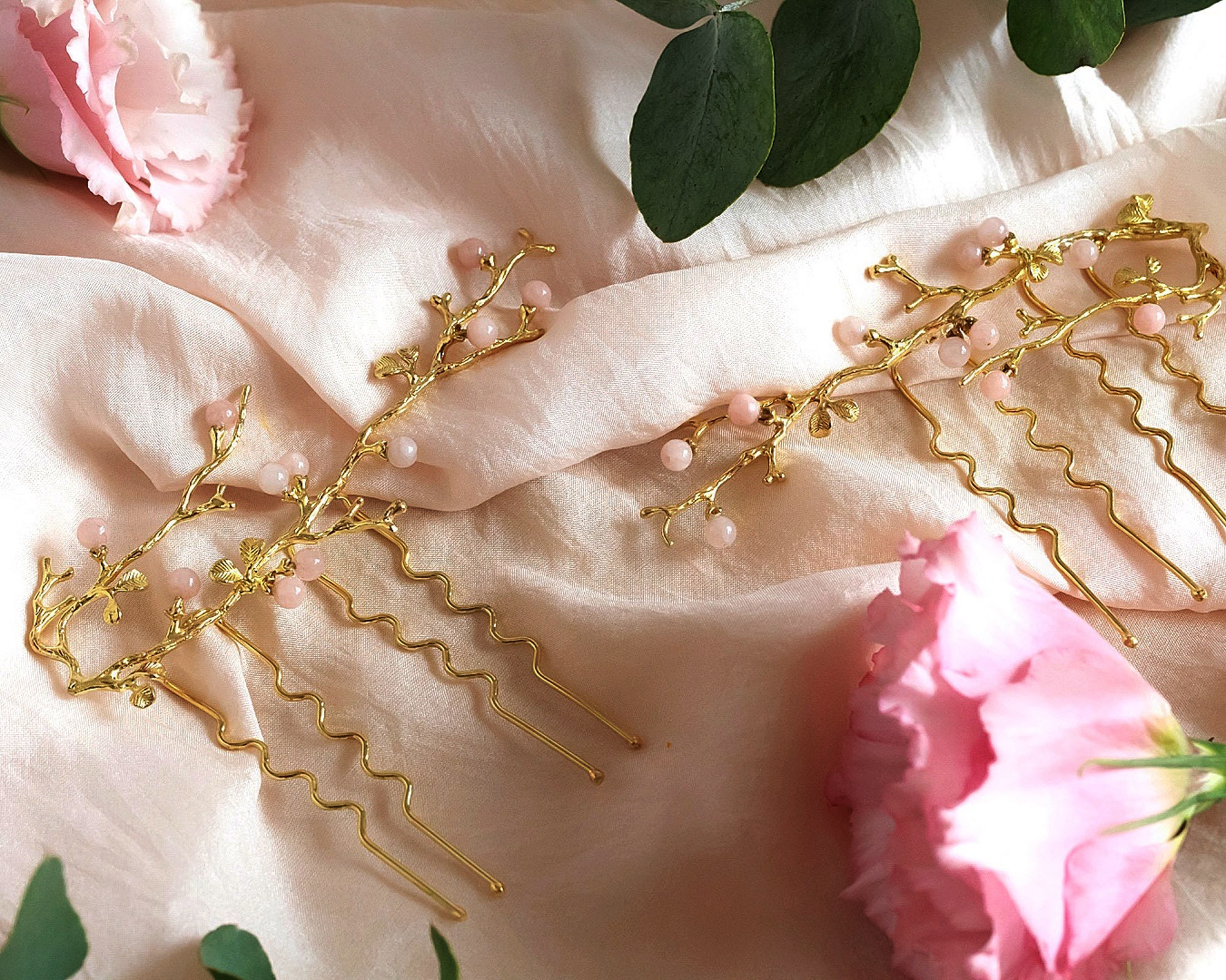 Gold Twigs Hair Pins, Modern Bridal Headpiece, Sleek and Minimal Bridal ...