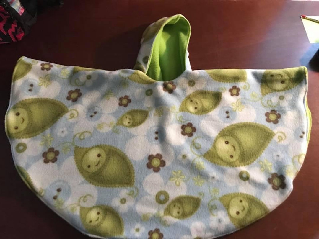 Car Seat Poncho Fleece Car Seat Poncho Reversible Hooded Poncho Toddler ...