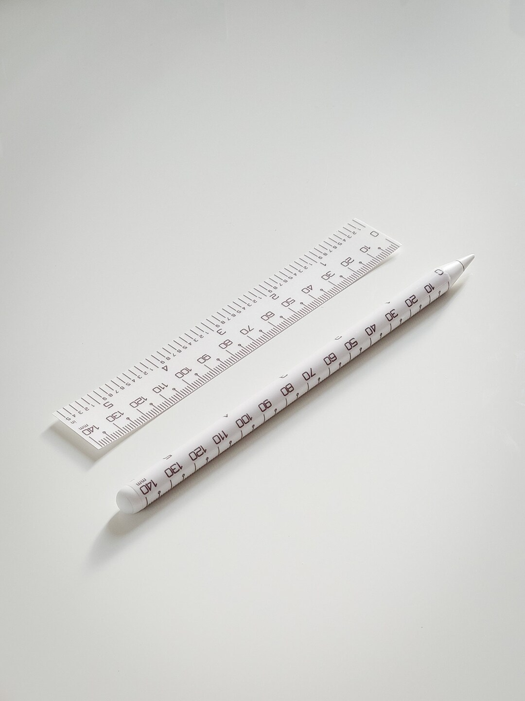 The Rulerwrap for Apple Pencil (gen I + II) Vinyl Ruler Skin for Stylus ...