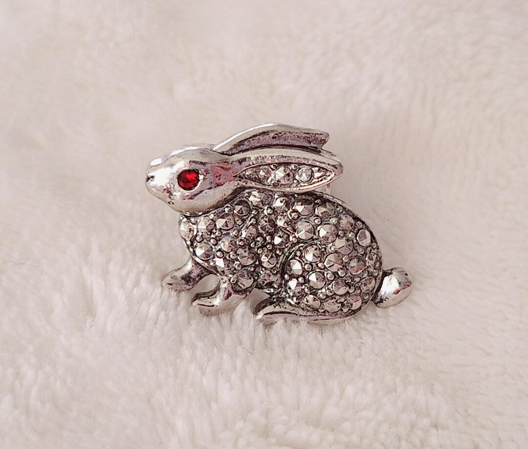 Vintage Silver Rabbit Pin Brooch With Red Crystal Eye, Vintage Avon ...