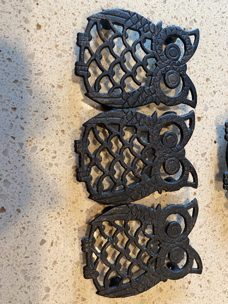 4 Vintage Cast Iron Owl Family Trivets, Cast Iron Trivets, Decorative ...