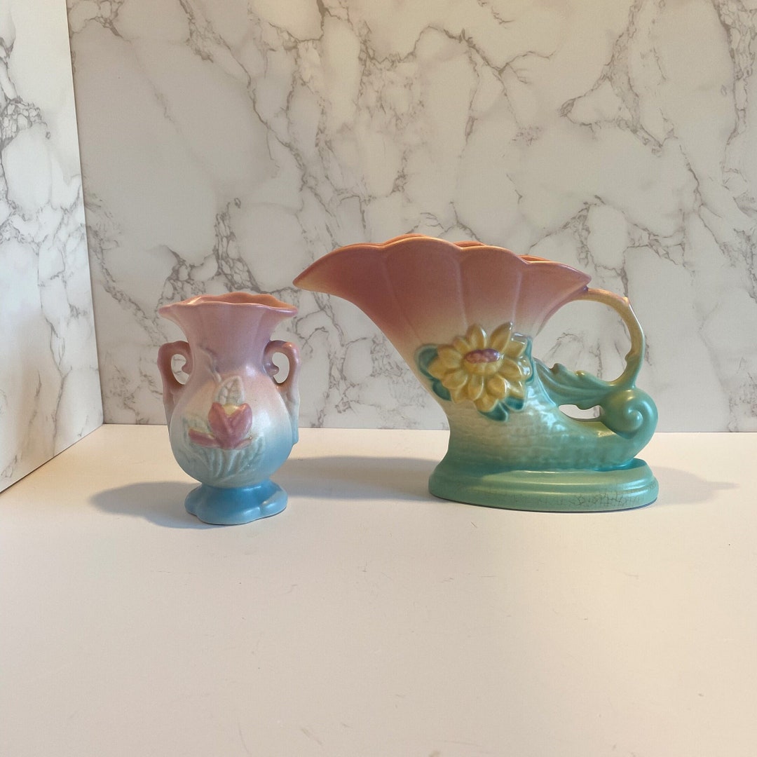 Set of 2 Hull Art Vases Featuring Water Lily L7 6.5 and Magnolia ...