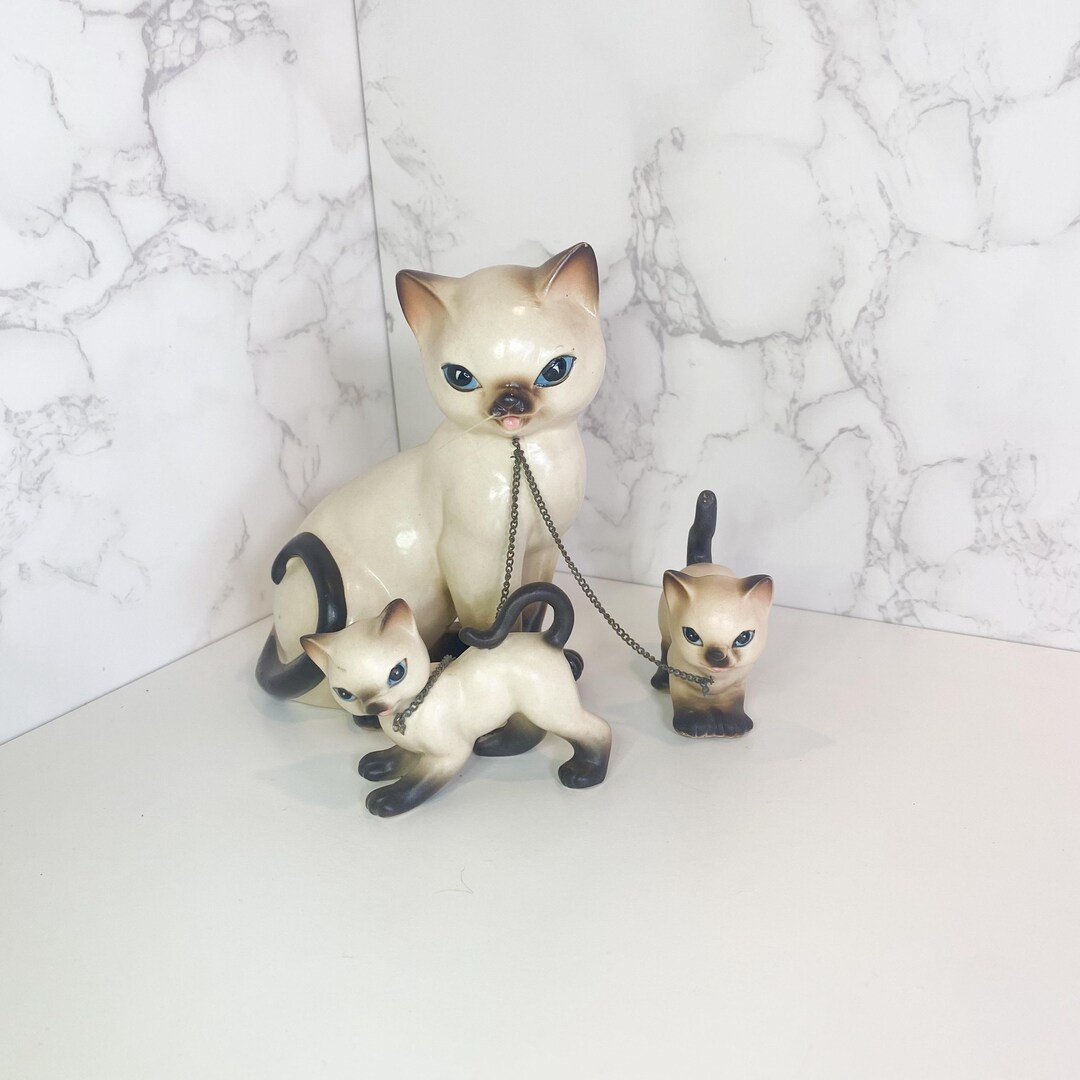 Vintage Figurines of a Mama Siamese Cat and 2 Kittens Attached via a ...