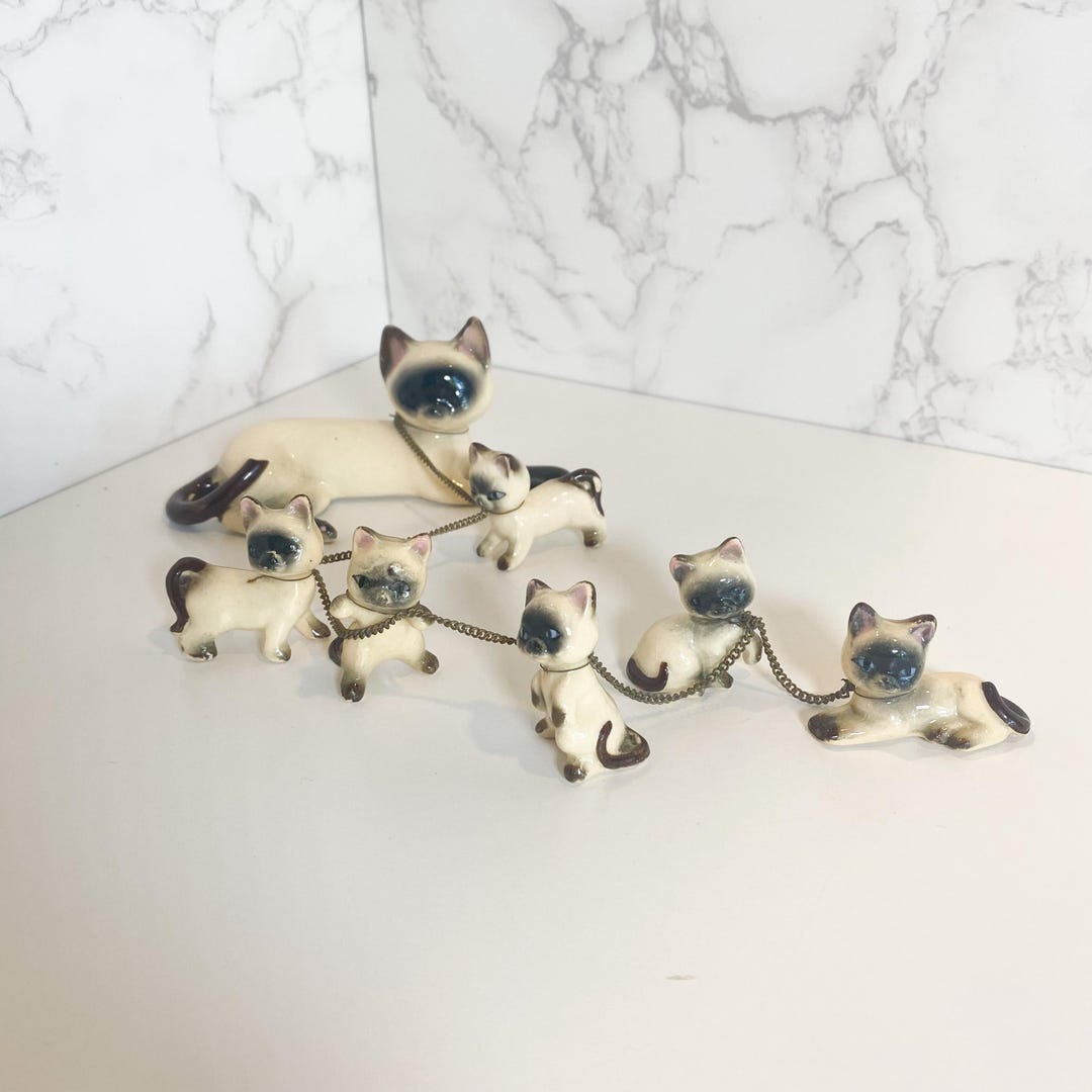 Vintage Figurines of a Mama Siamese Cat and Kittens Attached via a ...