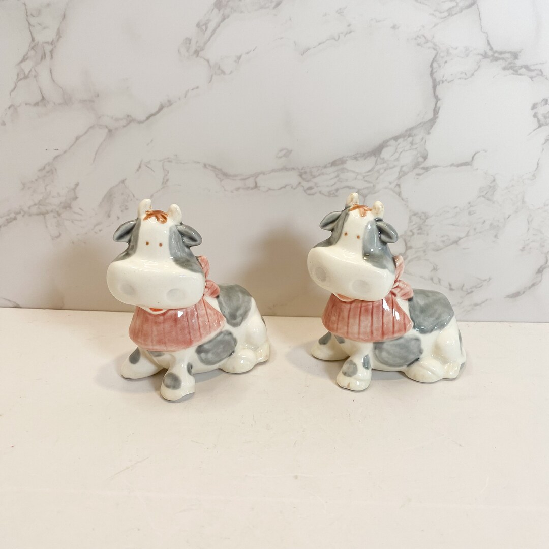Vintage Cow Salt and Pepper Shakers, Vintage Country Kitchen, Salt ...