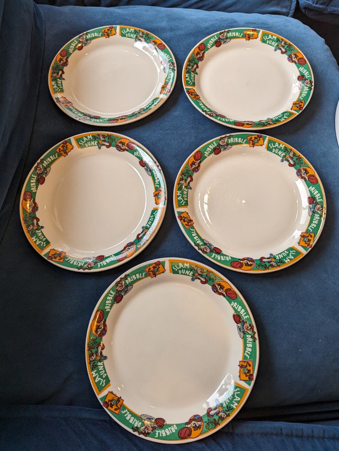 Set of 5 Vintage Gibson Looney Tunes Tasmanian Devil Basketball Plates ...