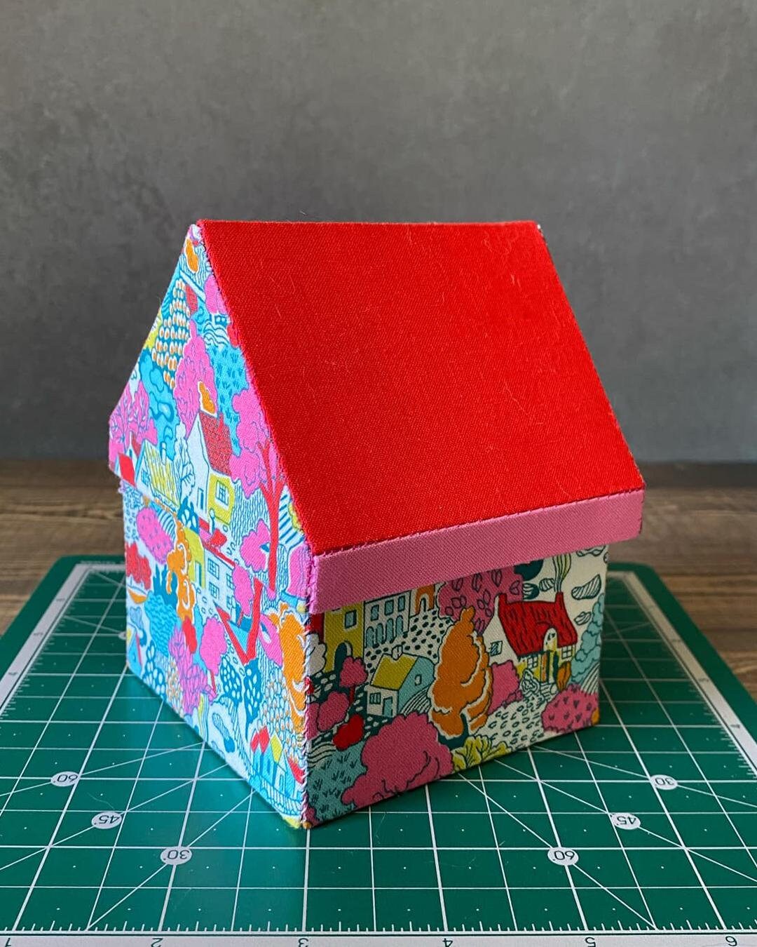 Lindenhof (notions) House - Download EPP Pattern - Etsy