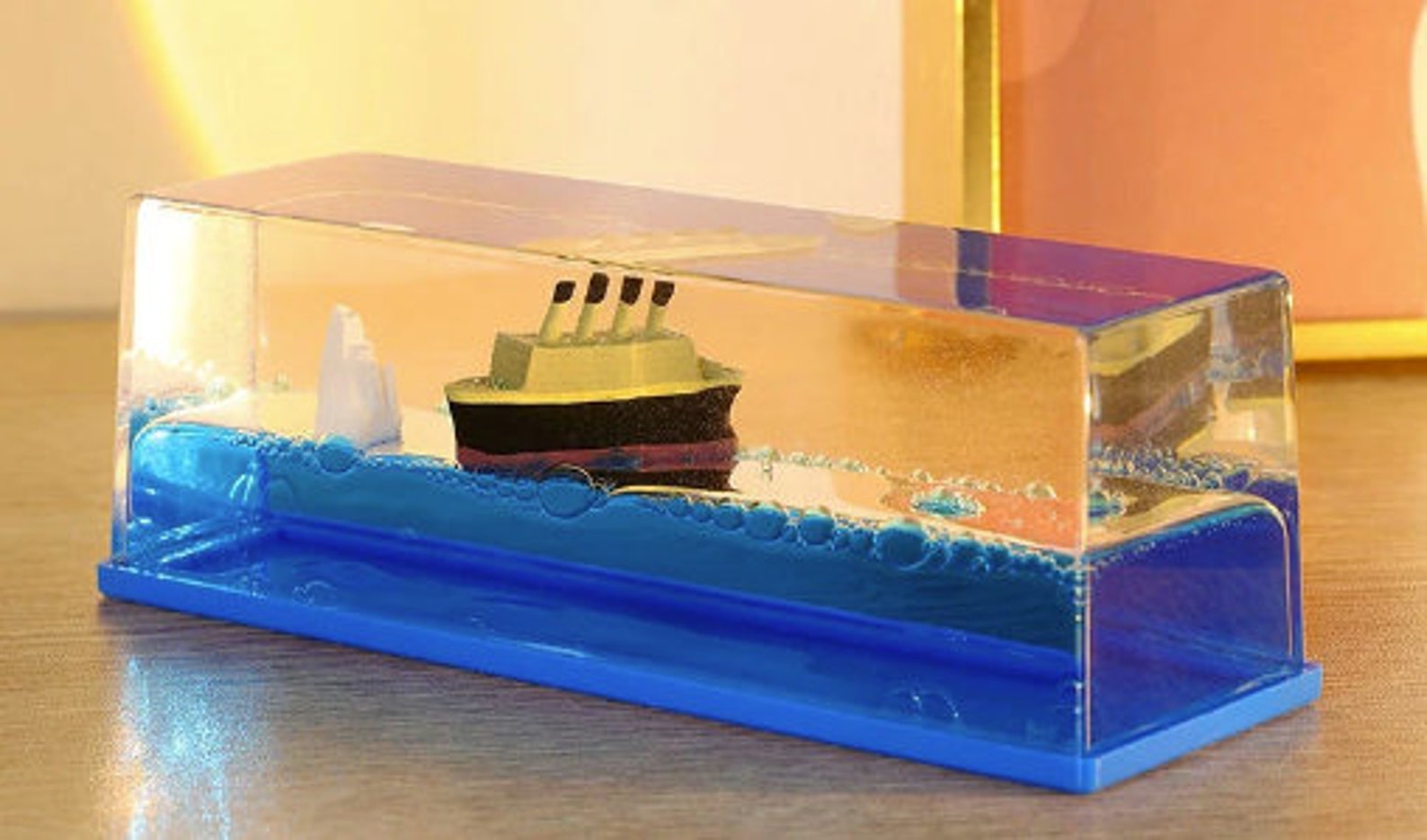 Desk Fidget Toy Titanic Cruise Ship Fluid Drift Bottle Decoration ...