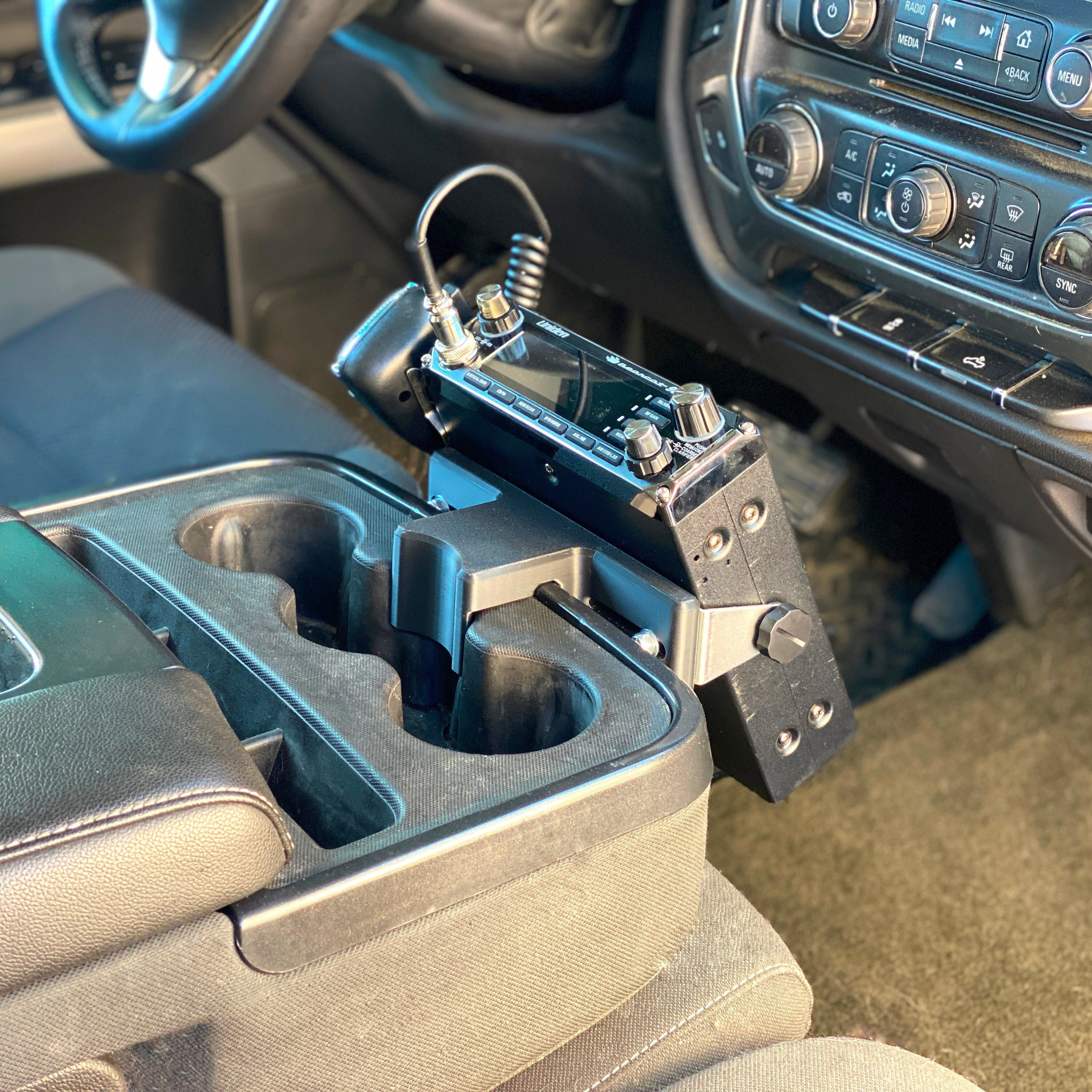 Ham radio vehicle mounts store