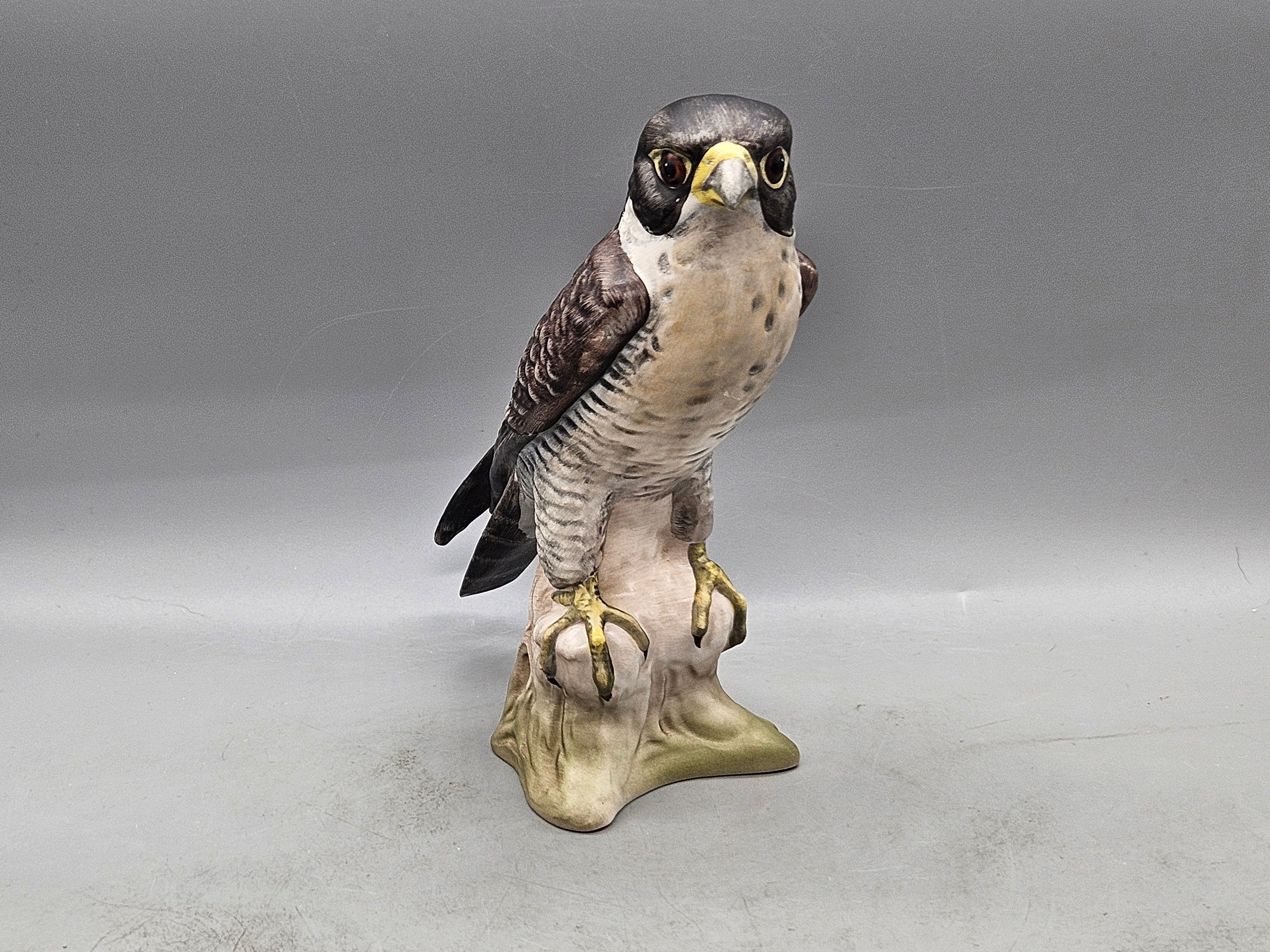 1980s Goebel / Hummel Germany Porcelain Peregrine Falcon Bird Figurine ...
