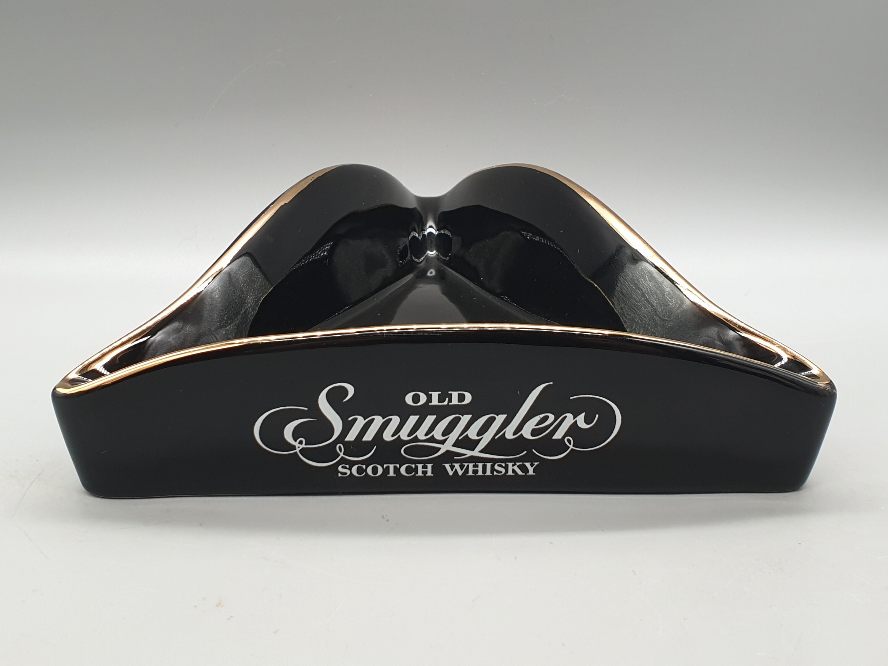 Vintage Wade Pottery London old Smuggler Scotch Whiskey Ashtray Vintage ...
