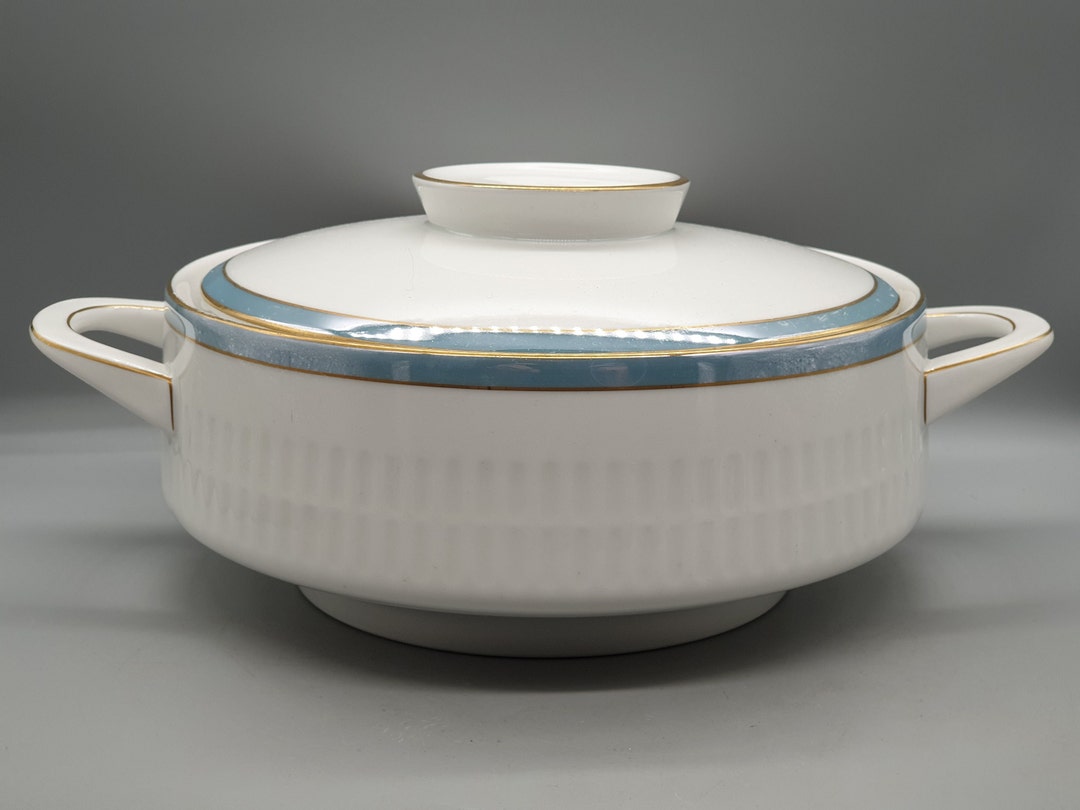 1960s Zeh, Scherzer Bavaria Soup Tureen With Gold Decorations | Vintage ...