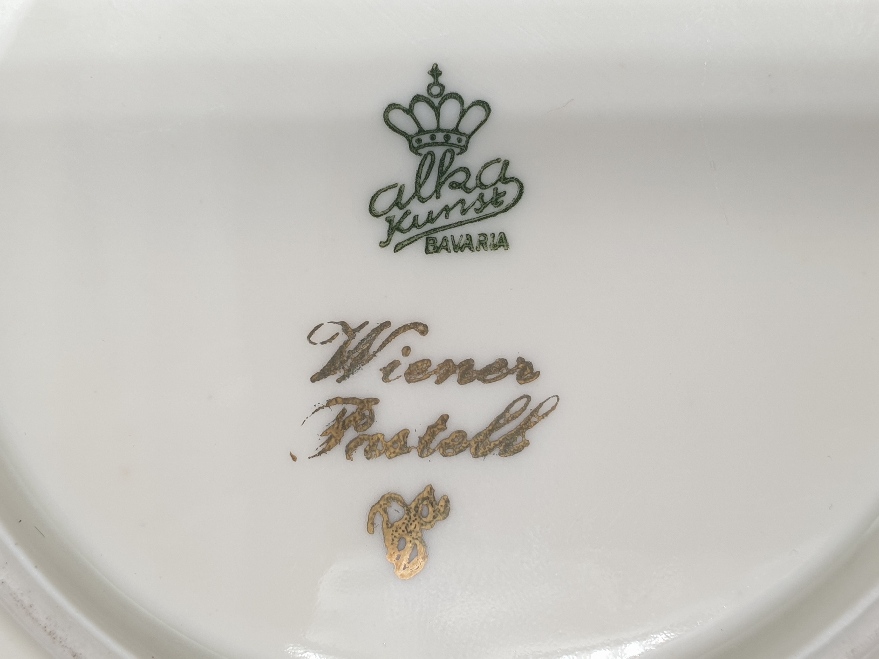 1950s Pair of Alka Kunst Alboth & Kaiser Bavaria wiener Pastel Saucer ...