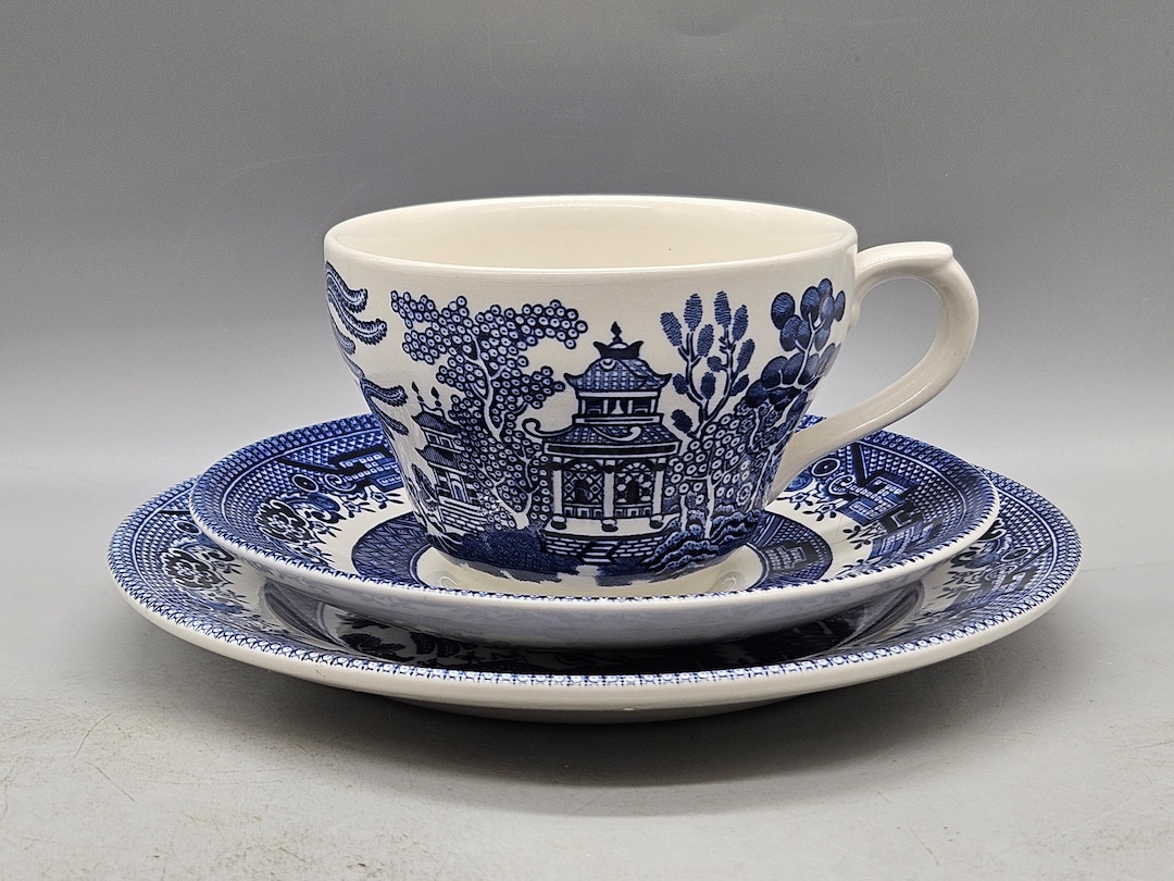 Vintage Churchill England "blue Willow" Earthenware Cup, Saucer ...