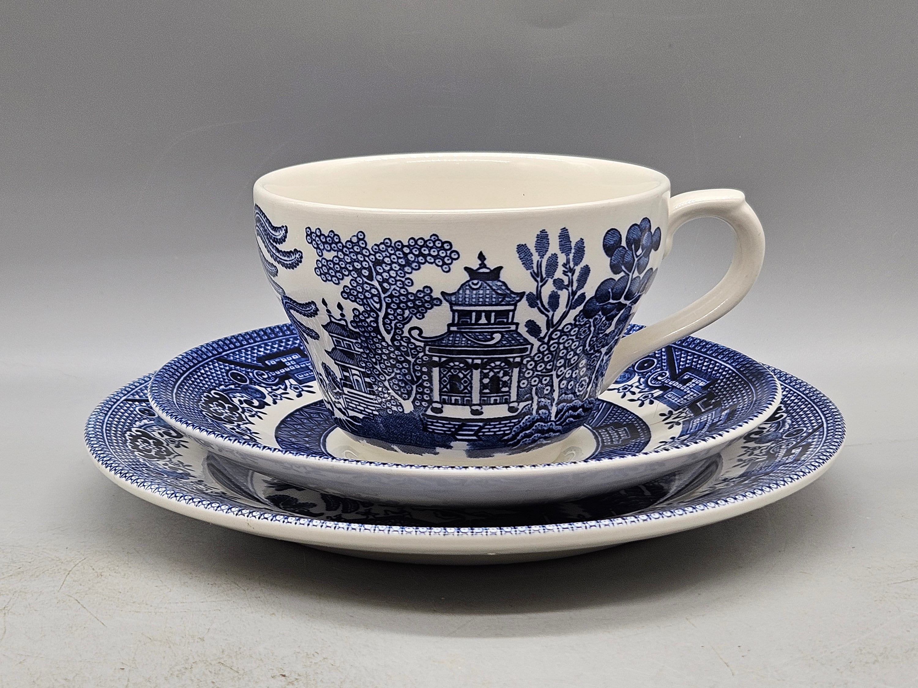 Vintage Churchill England "blue Willow" Earthenware Cup, Saucer ...