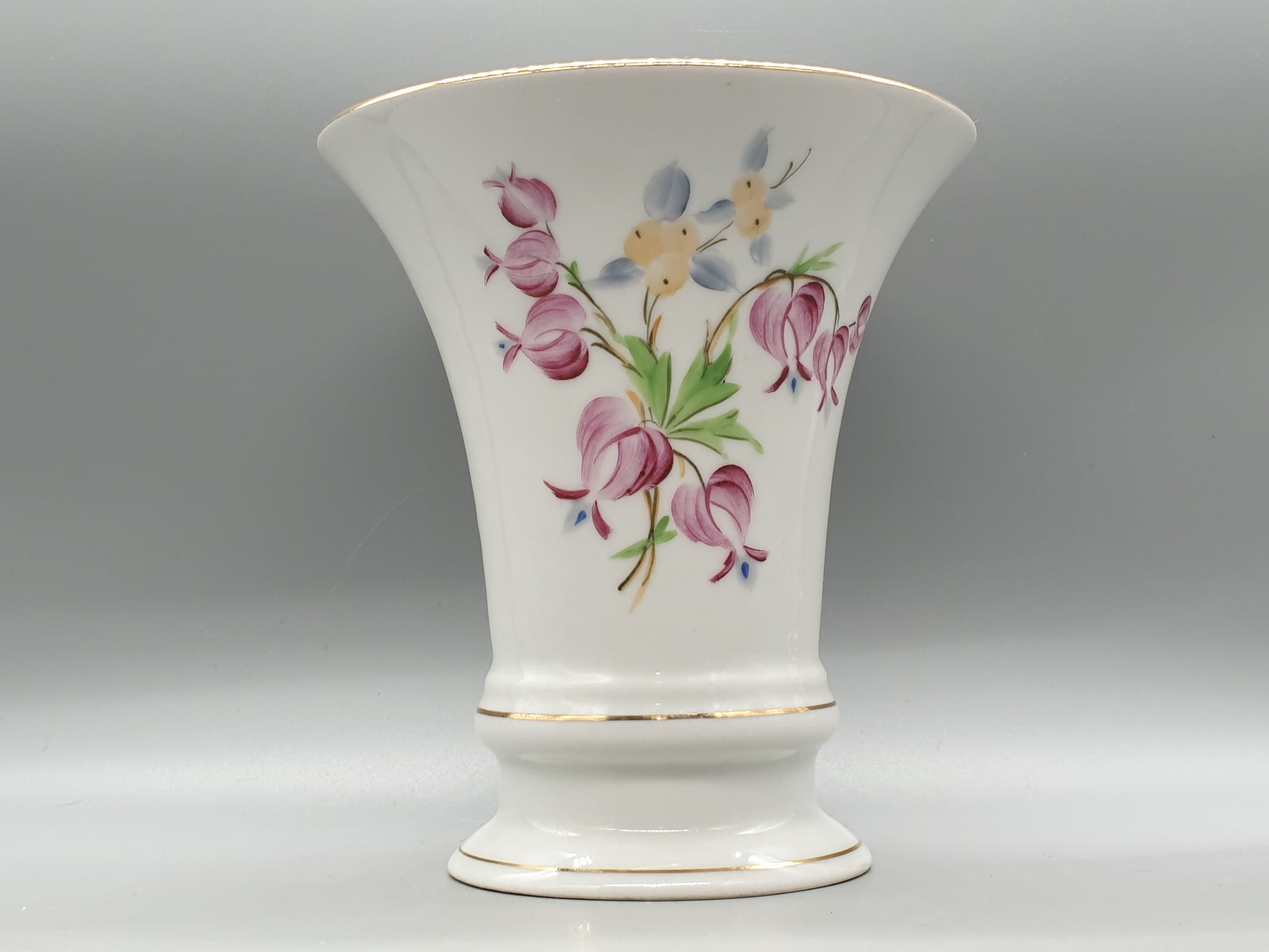 1950s Gebrüder Heubach Lichte Vase With Floral Decorations Vintage ...