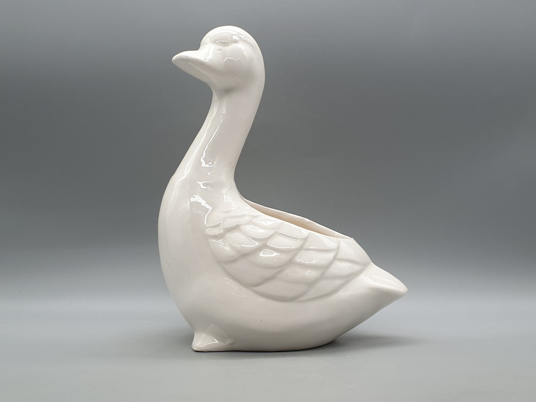 Vintage Ceramic Goose Figurine / Container - Etsy