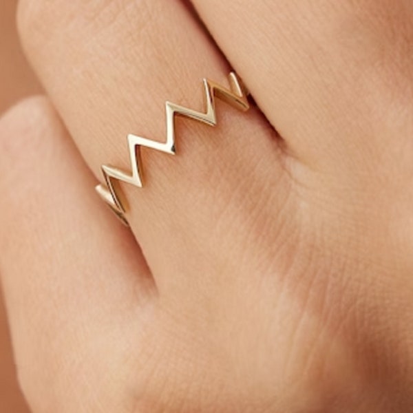 Zig Zag Ring - Etsy