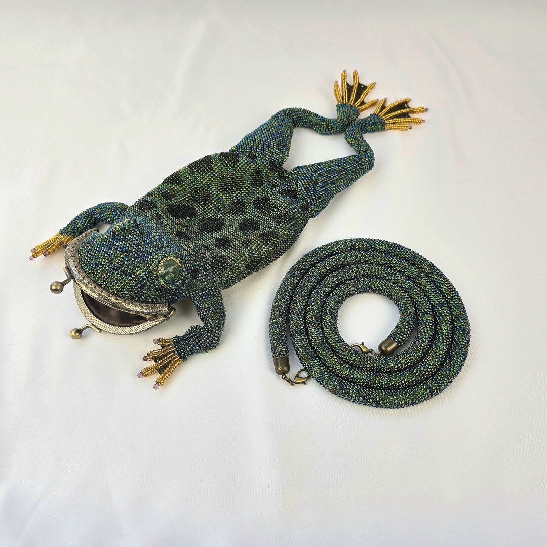 Medium Frog Bag, Beaded Purse, Toad, Amphibian, Unusual Gift, Amazing ...