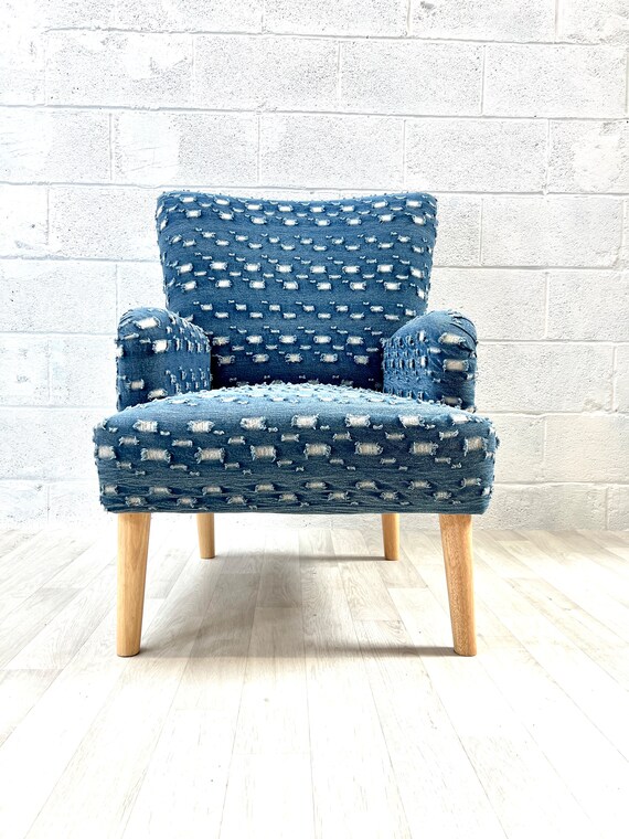 Ripped Denim Levi Jeans Accent Chair Stonewash Denim Boho Wooden Chair Denim Cove Upcycle Furniture Design Vintage Retro Denim Chair Etsy