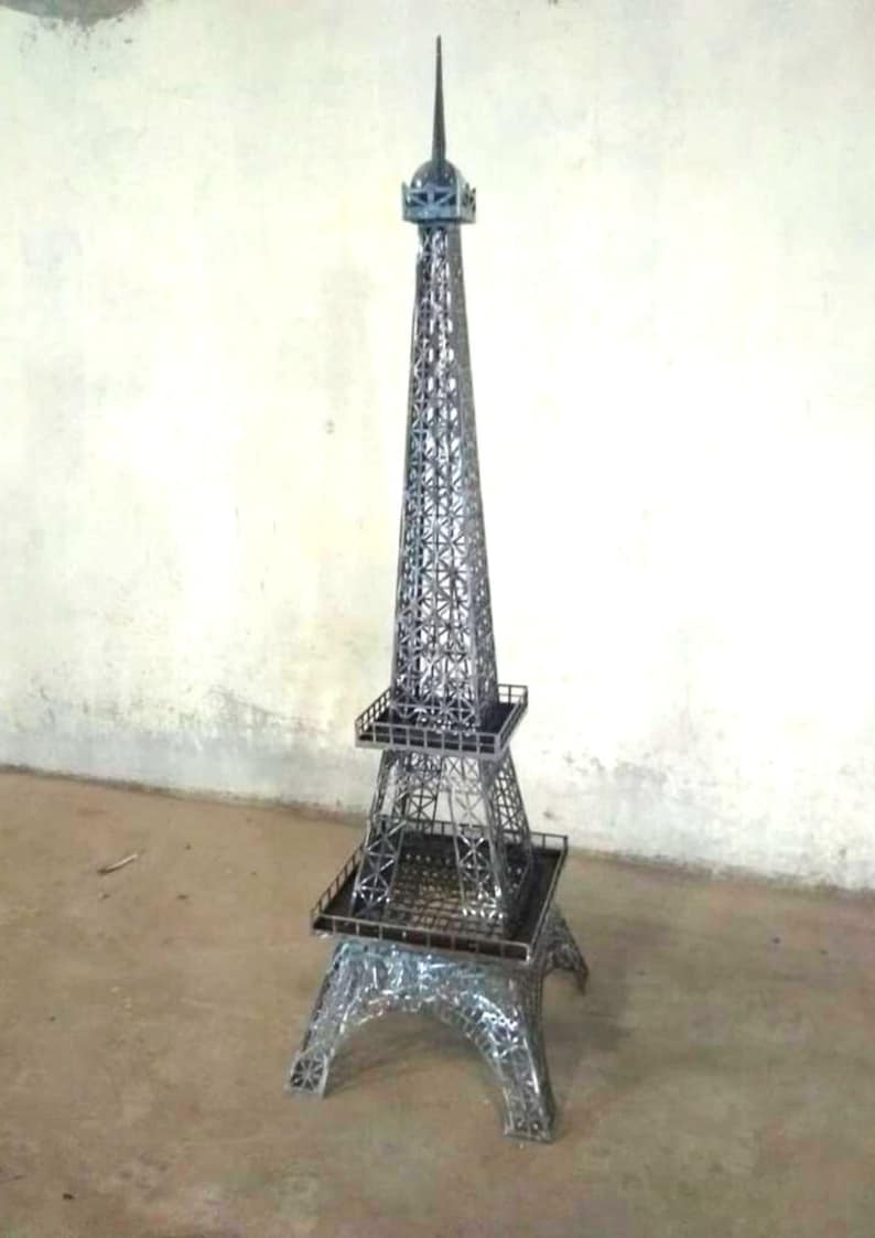 Eiffel Tower as a Desk Decor, Metal Eiffel Tower Replica for Home Decor ...