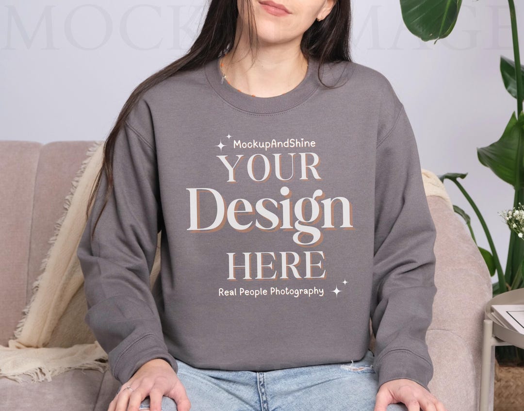 Gildan 18000 Charcoal Mockup, Model Mockup Sweatshirt, Crewneck G180 ...