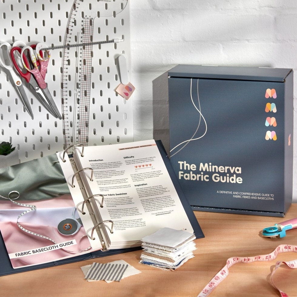 Minerva Fabric Guide the Definitive Guide to Fabrics & Fibres Includes ...