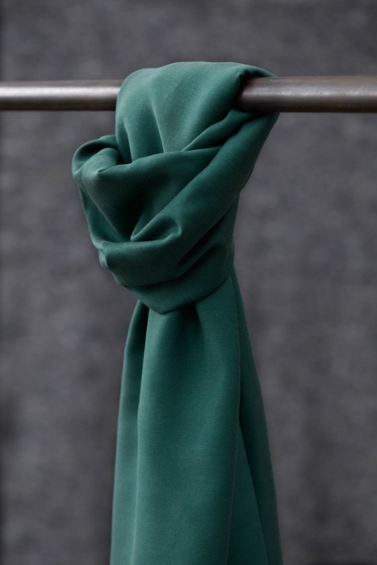 Smooth Drape Tencel Lyocell Twill Fabric - Lapis Plain Pattern - OEKO ...
