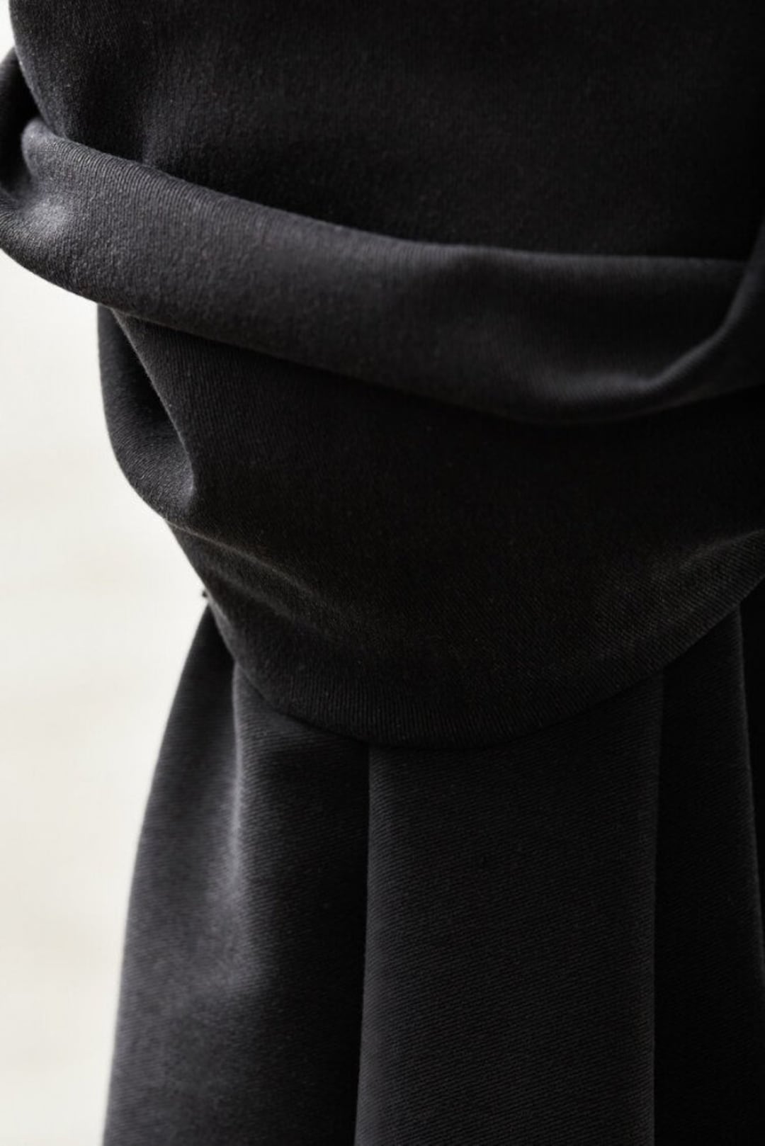 Stretch Woven Tencel Lyocell Twill Fabric - Black Plain Pattern - OEKO ...