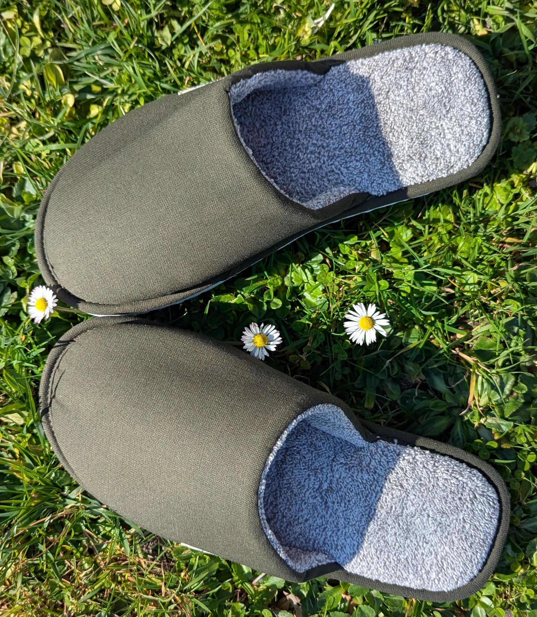 Custom Embroidered Bamboo Slippers With Cinnamon - Linen Winter ...
