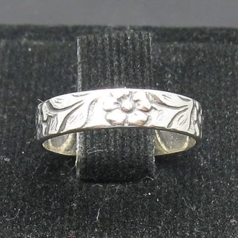 Floral Silver Ring - Etsy